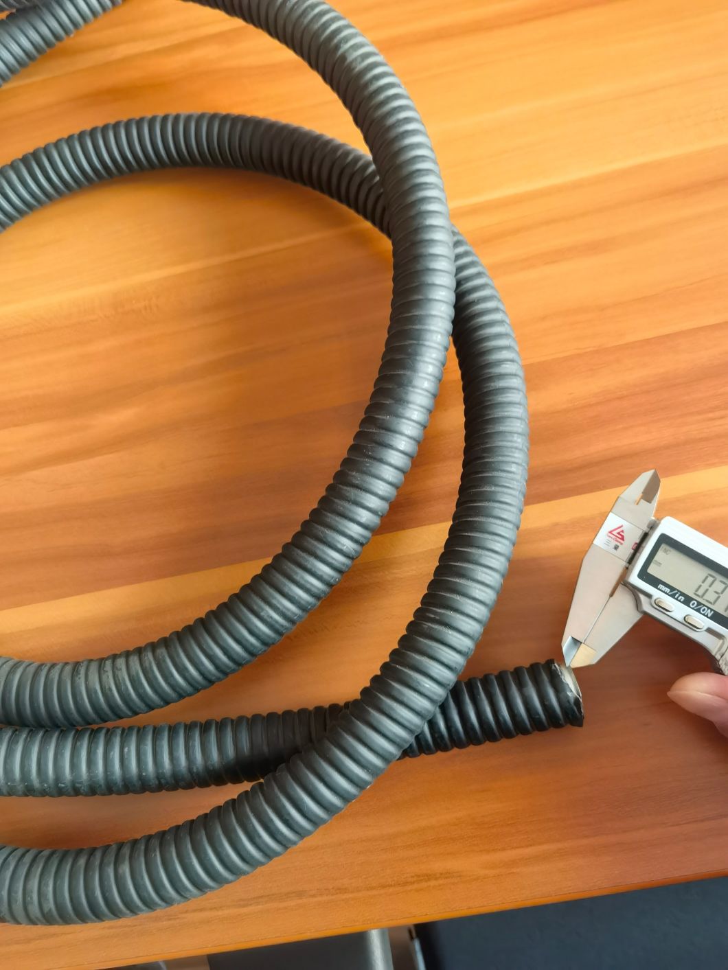 UL Listed Liquid Tight Flexible Conduit Grey Thermoplastic Compond Coated